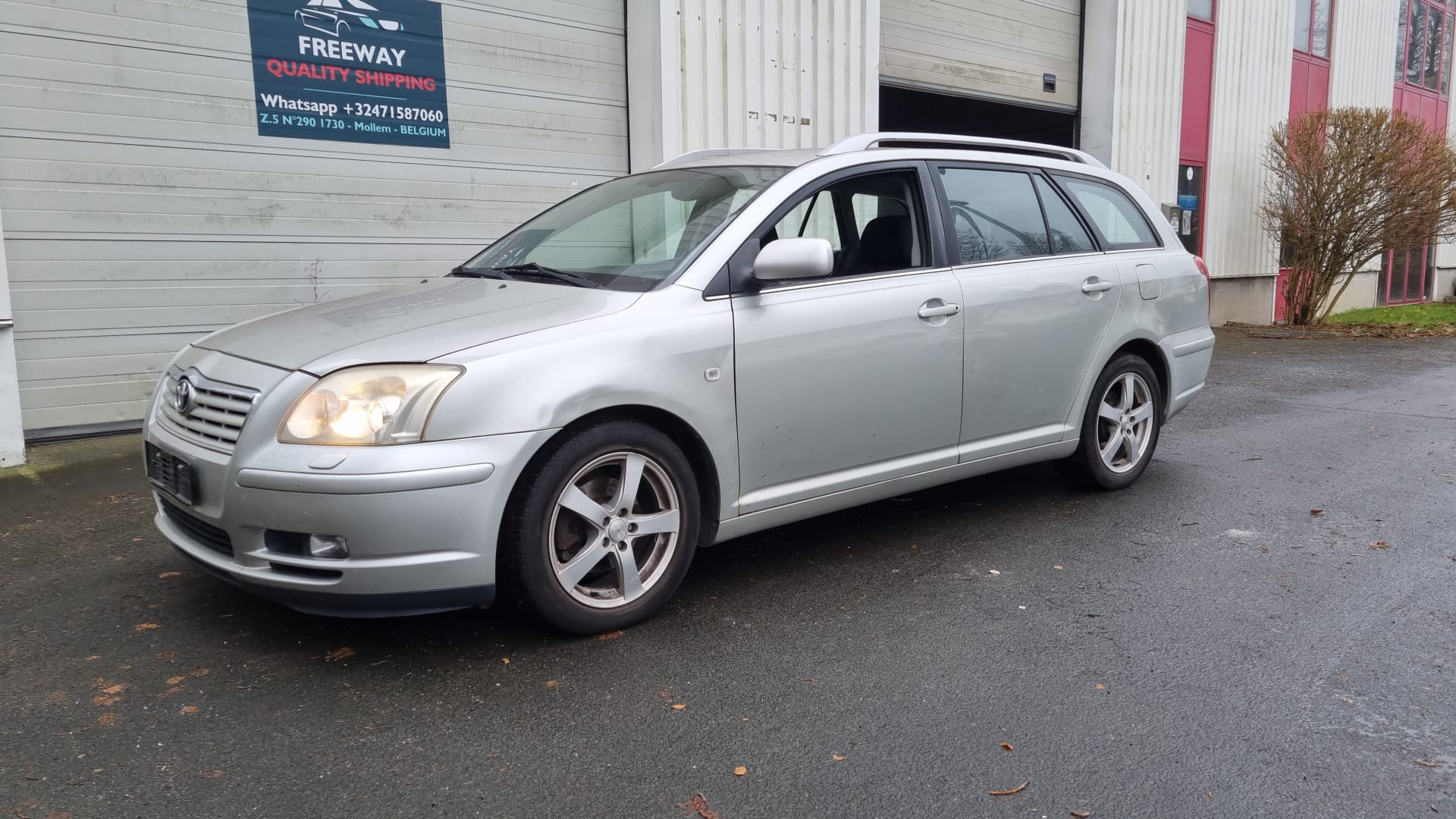 TOYOTA AVENSIS 1.8 STW AUTOMATIC - Freeway Shipping